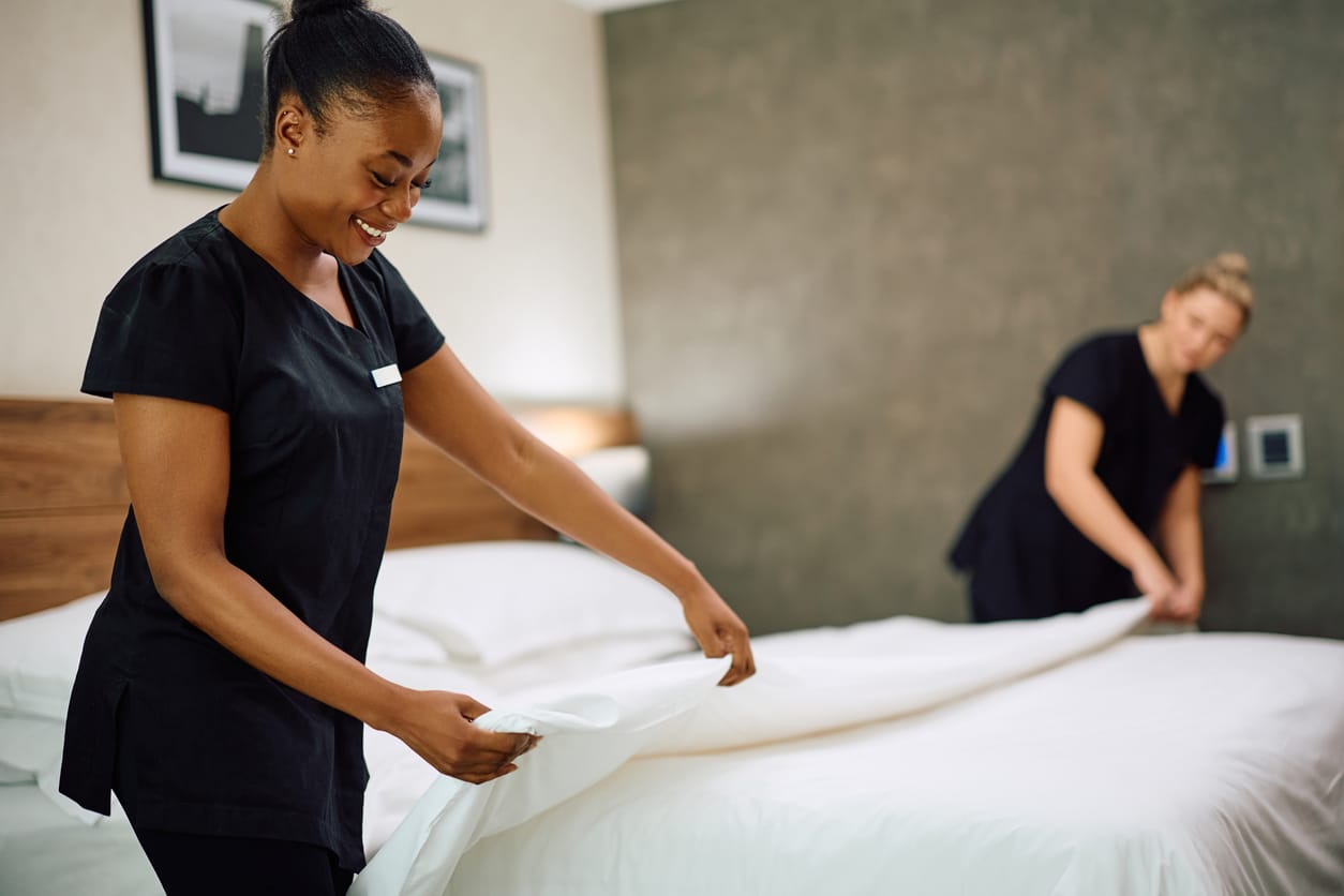 The Role of Skilled Hotel Staff in Maximizing Guest Satisfaction